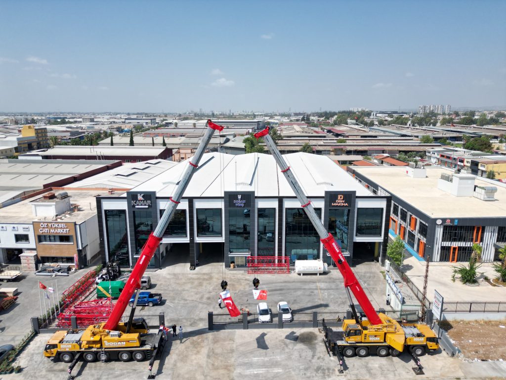 SANY SAC2500E All-terrain Crane Makes Its Debut in Turkey